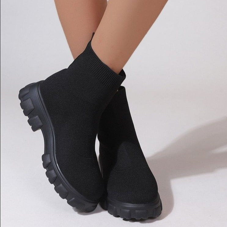 Bota Tratorada Feminina Cano Curto | Wood - Frete Grátis